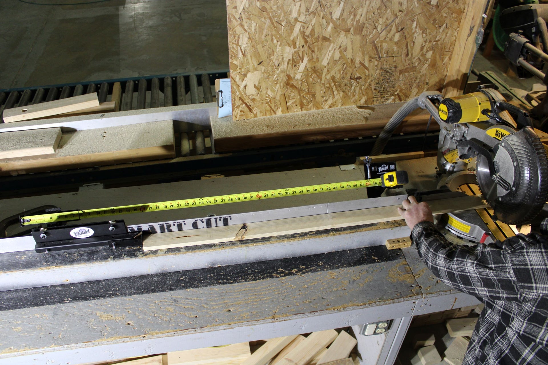 Workshop Woodworking with Fixed Miter Saw Fence and Measuring System ...